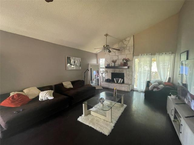 16023 Windermere Dr
