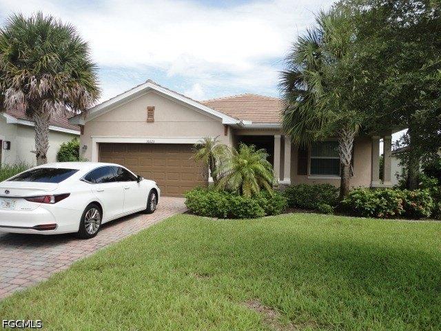 16023 Mistflower Dr, Alva, FL 33920