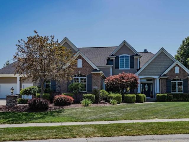 16020 Kestrel Dr, Huntertown, IN 46748
