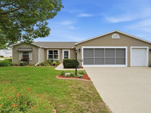 1602 Malacara Ln, The Villages, FL 32162