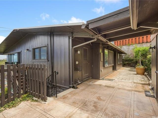 1602 Mikahala Way Unit A, Honolulu, HI 96816