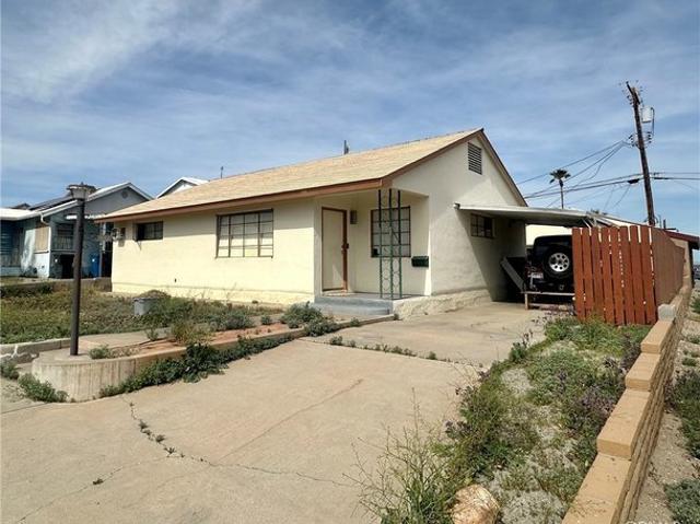 1602 Collins St, Needles, CA 92363