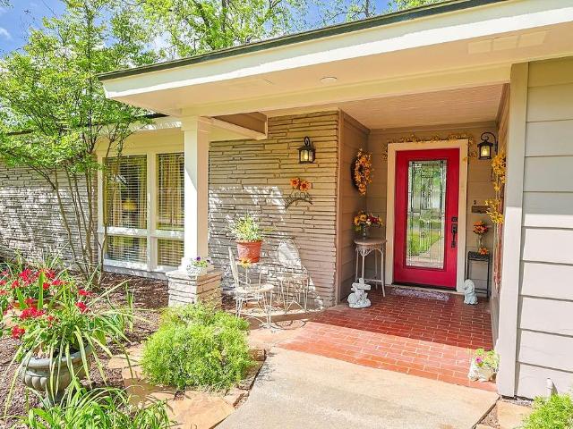 1602 Elmwood Dr, Abilene, TX 79605 | MLS #21220 | Compass
