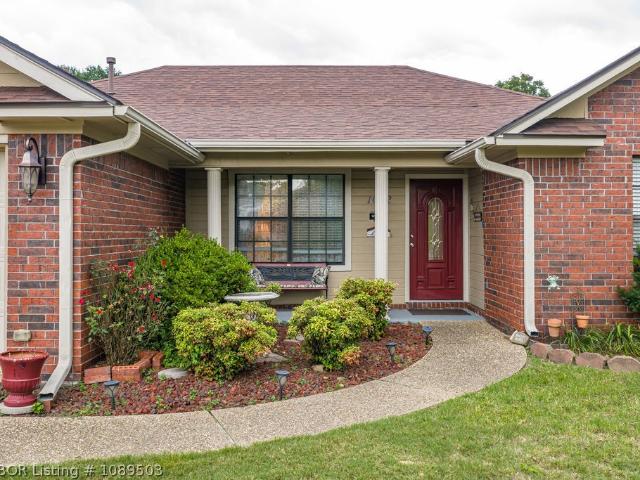 1602 Hunter Hill Drive