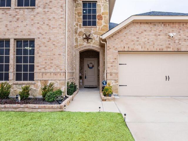 1602 Harvest Glen Drive