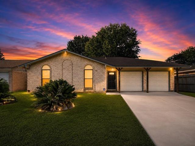 1602 Kenwick Pl, Pasadena, TX 77504