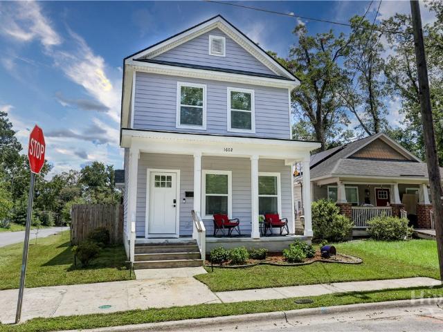 1602 Le Grand Street