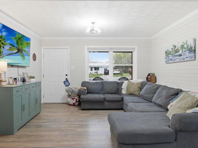 1602 Linwood Drive SW