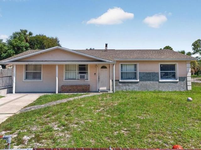 1602 S Patrick Cir, Daytona Beach, FL 32117