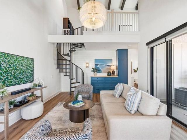 1602 San Remo Pl Unit 201, Encinitas, CA 92024
