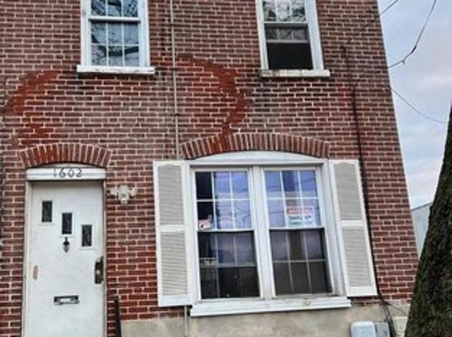 1602 Thatcher St, Wilmington, DE 19802