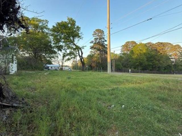 1602 W 16th St, Texarkana, TX 75501