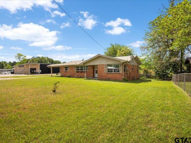 1602 W Duval St, Troup, TX 75789 | MLS #26004 | Compass