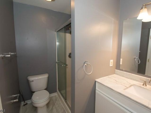 1602 Windsor Ct, Denville Twp. Us, nj