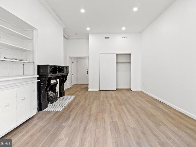 1602 00 S Broad Street # 2