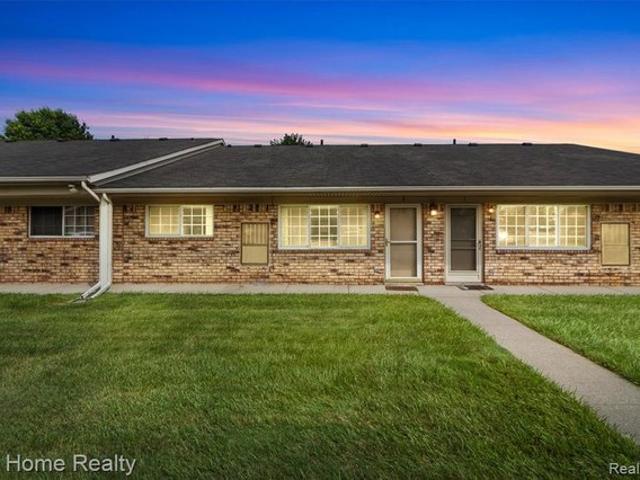 16030 Holz Dr Unit 3, Southgate, MI 48195