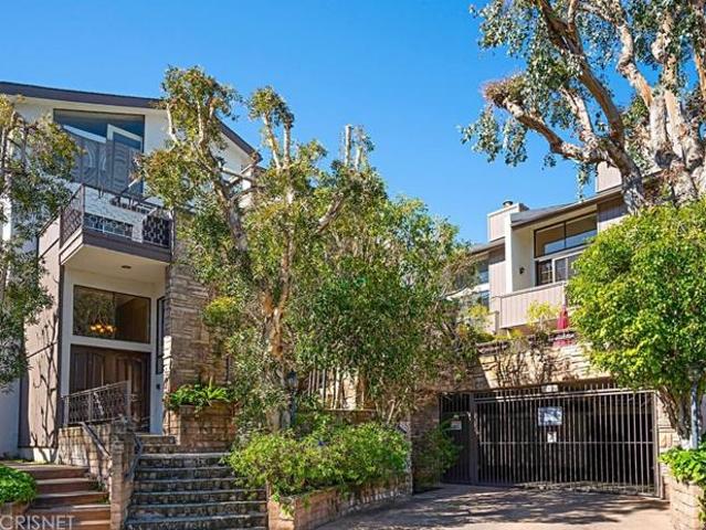 16030 Moorpark St #7, Encino, CA 91436