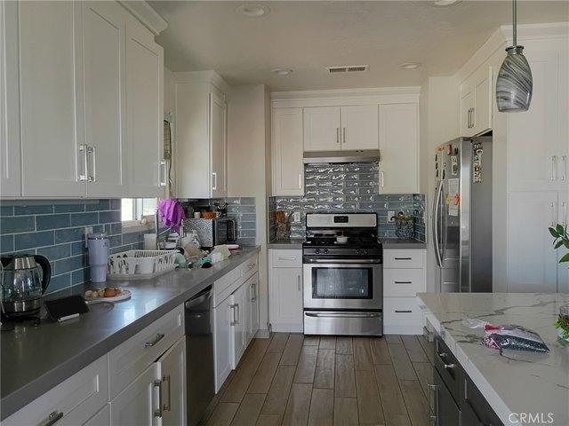 16031 Mesa St, Hesperia, CA 92345
