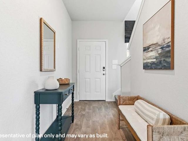 16032 Hamilton Cove