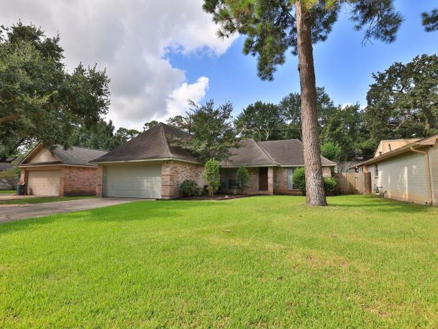 16035 Hollow Rock Drive