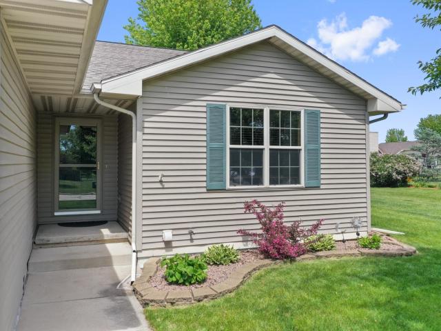 1603 MCRAE Place
