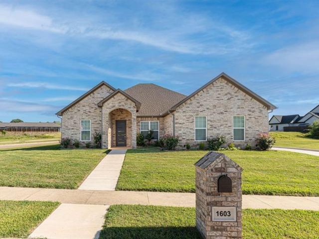 1603 Elk River Rd, Tyler, TX 75703