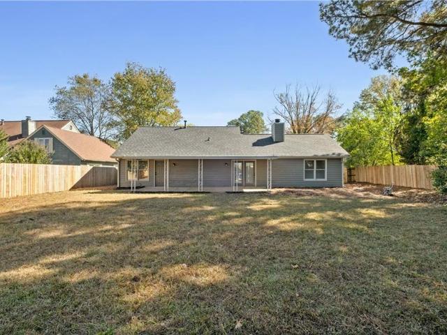1603 Golf Link Dr, Stone Mountain, GA 30088 | MLS #7776