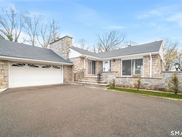 1603 Hartford Tpke, North Haven, CT 06473 | Compass
