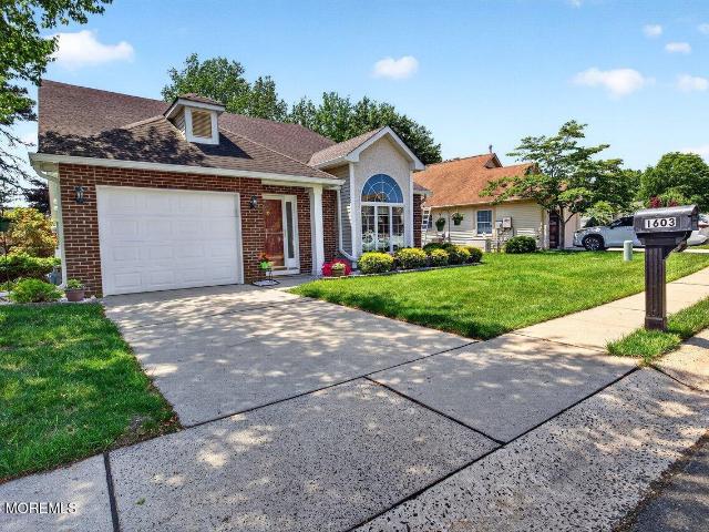 1603 Lacebark Road