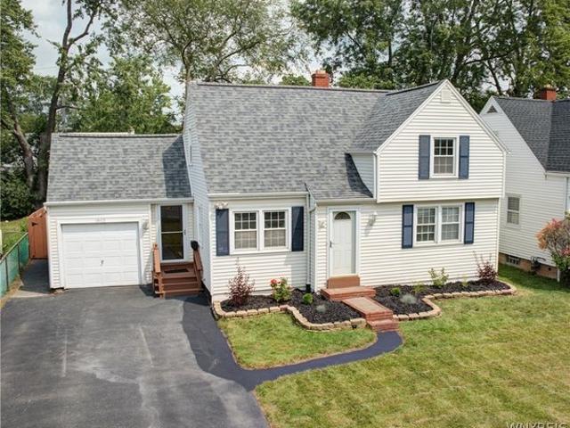 1603 Love Rd, Grand Island, NY 14072