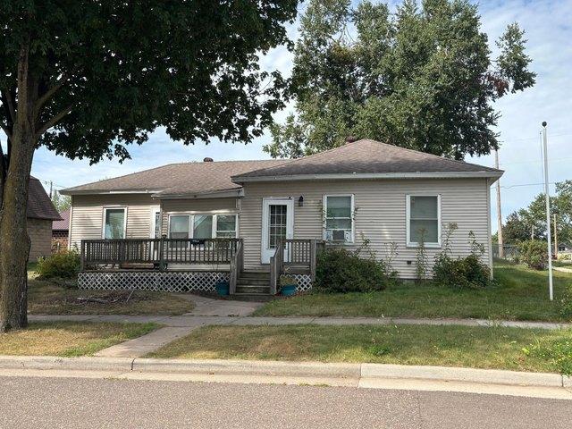 1603 Priddy St, Bloomer, WI 54724