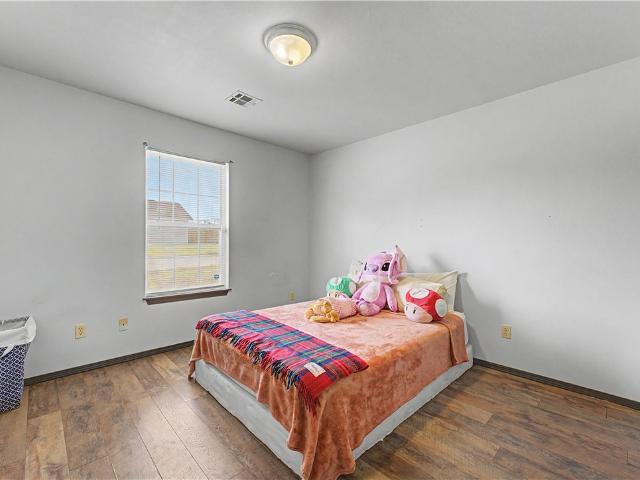 1603 Tanglewood Lane