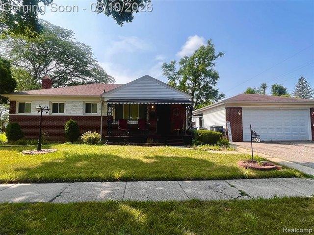 1603 W Mott Ave, Flint, MI 48504