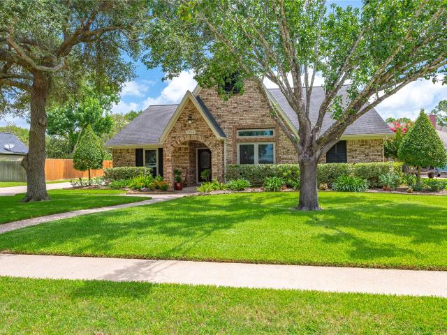 1603 White Wing Circle