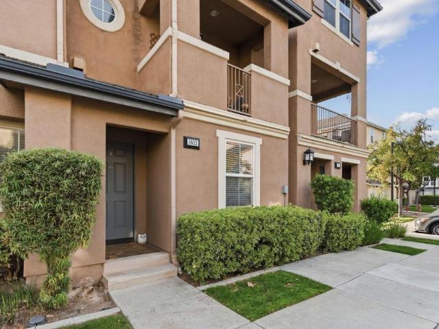 1603 Yellow Pine Pl, Chula Vista, CA 91915 | MLS #PTP2602 | Compass