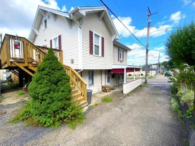 160 10th Street, Wellsburg, WV 26037