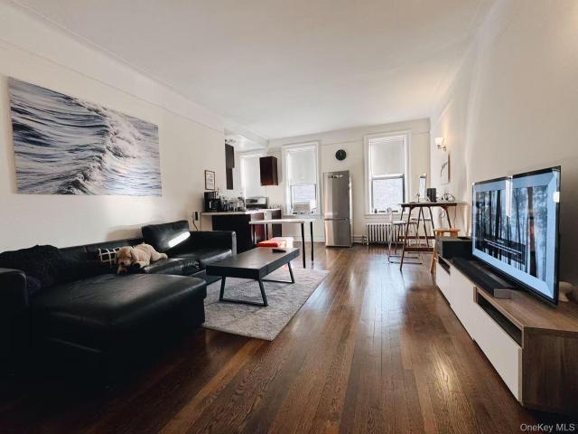 160 15 Powells Cove Boulevard, Unit A304 | Compass