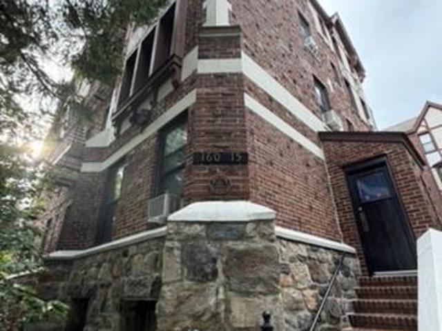 160 15 Powells Cove Boulevard C7