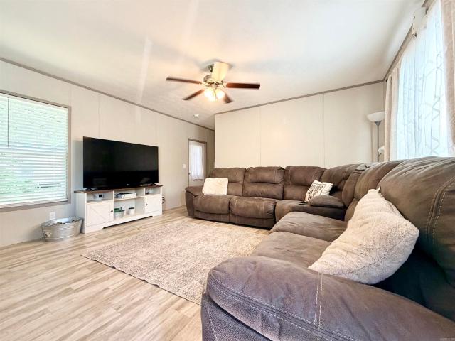 160 & 170 Honey Bee Road