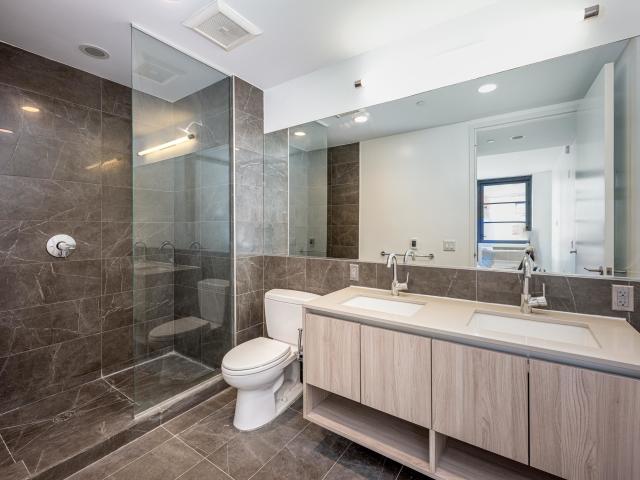 160 1St St # 1005