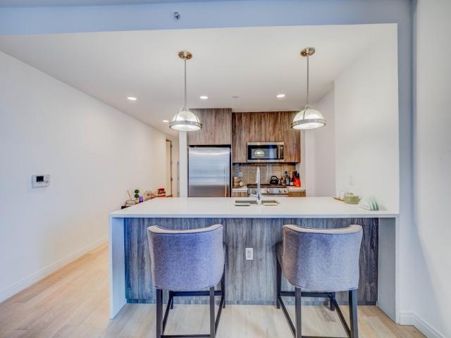 160 1St St # 515