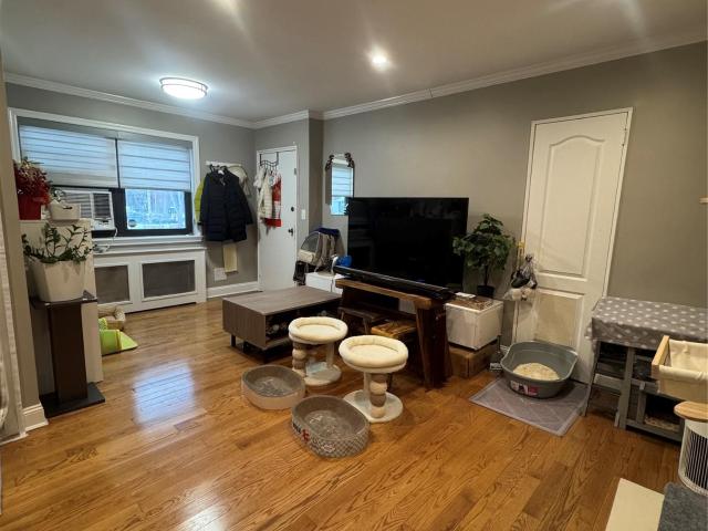 160 2 th Ave 1