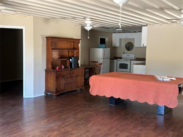 160 County Road 1709