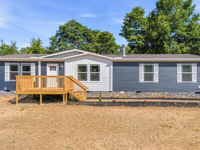 160 Copenhaver Rd, Lenoir City, TN 37771