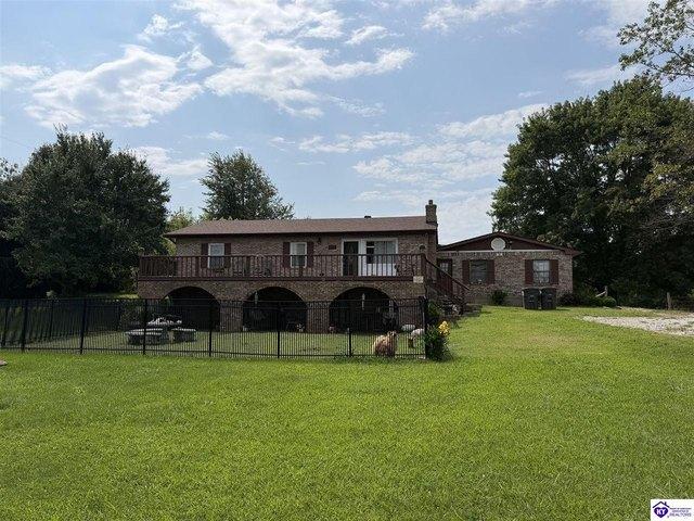 160 Carter Dr, Vine Grove, KY 40175