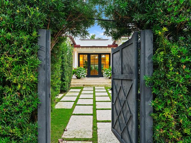 160 Chilean Avenue, Palm Beach, US, FL