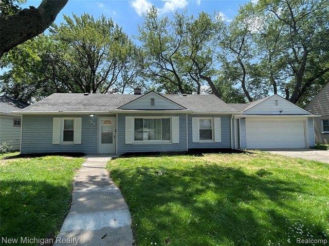 160 Chopin St, Troy, MI 48083