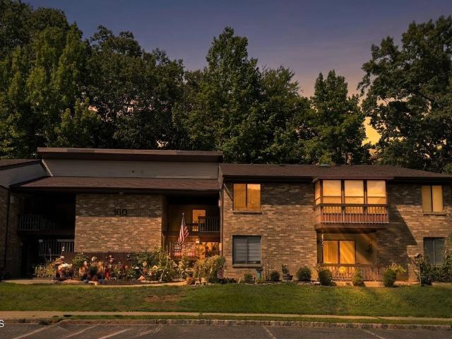160 Cross Slope Court Unit J
