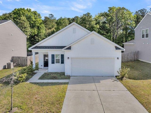 160 Cypress Plantation Rd, Moncks Corner, SC 29461