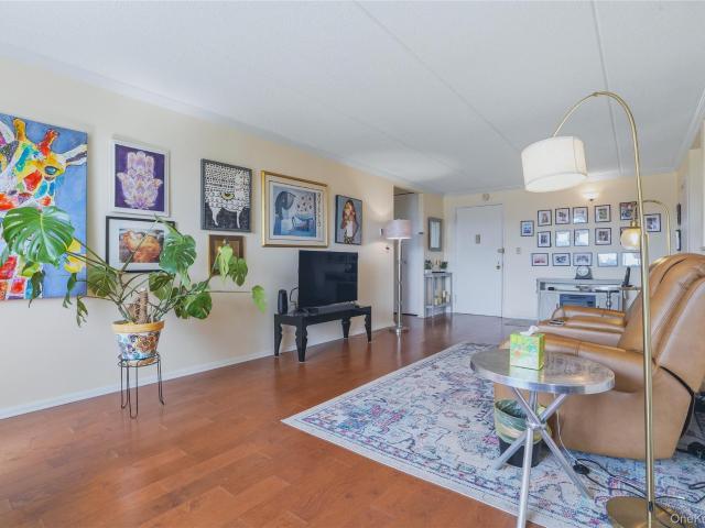 160 Academy Street 9J